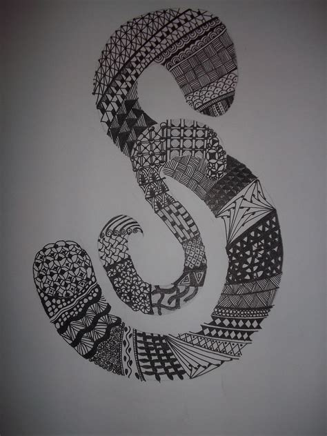 Creating Artistically Overlapping Initials