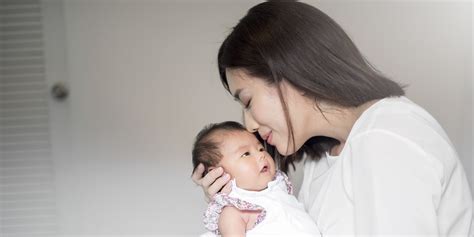 Kenali Berbagai Fungsi Hormon Prolaktin Dalam Produksi Asi Yoona