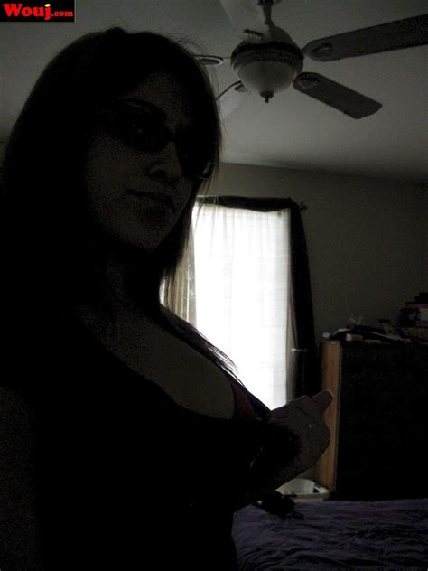 Nerdy Babe Taking Pictures Of Her Sexy Curves Photos