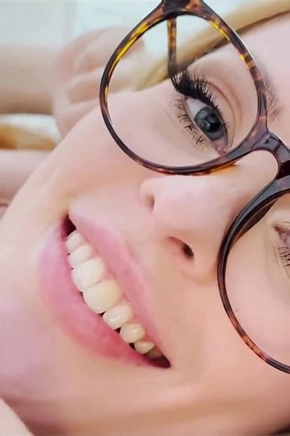 Vídeos Porno De Elly Clutch En 2026 Xxx Escenas De Sexo De La Estrella