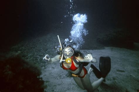 Nu sous l eau plongée sous marine érotique photos de filles porno