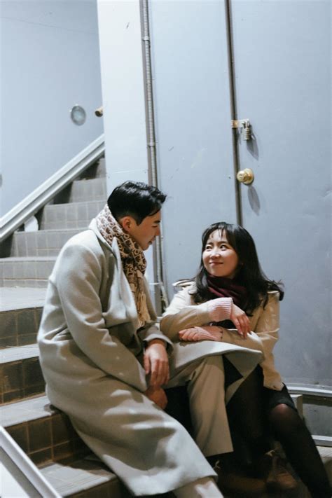 “자연스러움”을 담기 위해 어떻게 해야할까를 무척 고민한적이 있어 물론 지금도 고민중이지만 지금까지의 결론은 “주의 깊게 관찰해야한다 “ 야 초보땐 어떻게든 찍기