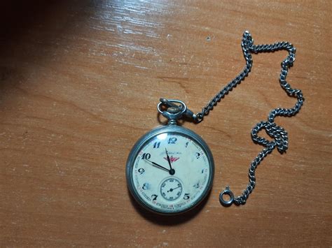 Часы карманные Молния СССР на цепочке