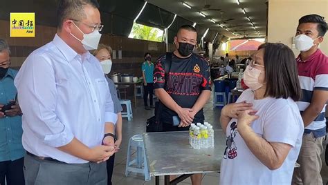 华裔送餐员车祸脑死 死者遗孀希望肇祸者来上香 “你来，保证你不会被打”─影片 Dailymotion