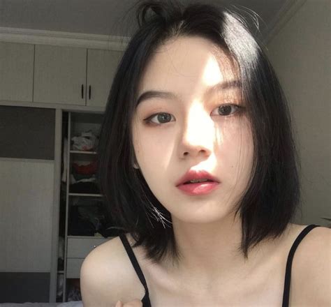 Haircuts에 있는 핀 염색 머리 미디엄 헤어스타일 헤어스타일