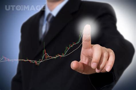 비즈니스 경제 Jypix 사진 비즈니스 비지니스 남자 1명 손가락 그래프 주식 배경 백그라운드 금융 투자 전문가 사업가 발전 성공 포인트