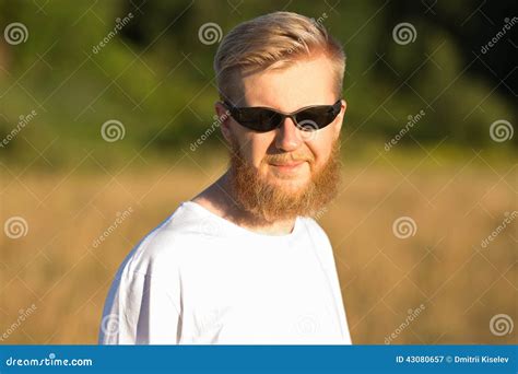 Young Smiling Bearded Man In Sunglasses Stock Image Image Of Laughter Heat 43080657