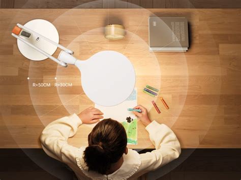 自然光学生护眼台灯惊喜上市！健康光源，匠心设计！ 目立康menicon（美尼康）官网