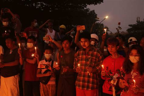 Dvb အင်းစိန် အရှေ့ကြို့ကုန်းတွင် ကျဆုံးသူရဲကောင်းများအတွက် ဆီမီးထွန်း ဂုဏ်ပြု