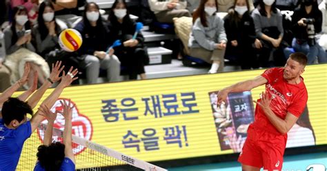타이스·임성진 46점 합작 한국전력 2위 현대캐피탈 격침