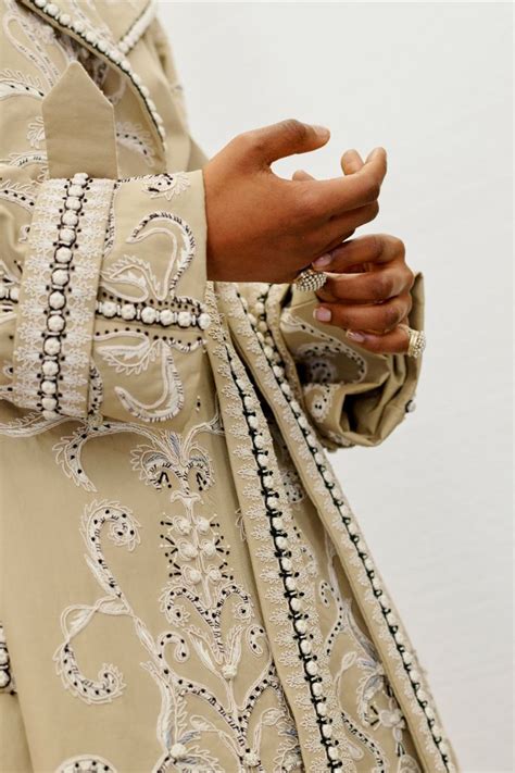 Traditional Embroidery Haute Couture Embroidery Fashion Boutique