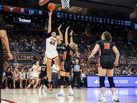 Taylor Jones Once Recruited By Oklahoma Is Now Shining At Texas The Daily Texan