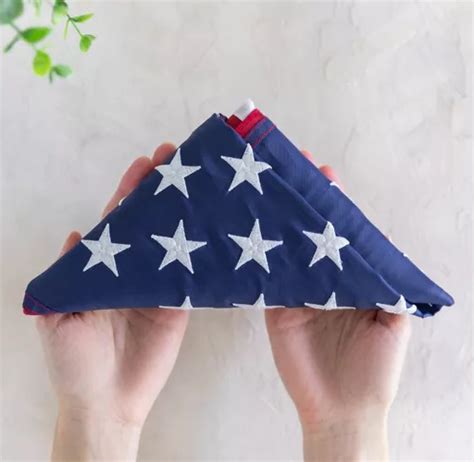 How To Properly Display The Flag Badger Mutual