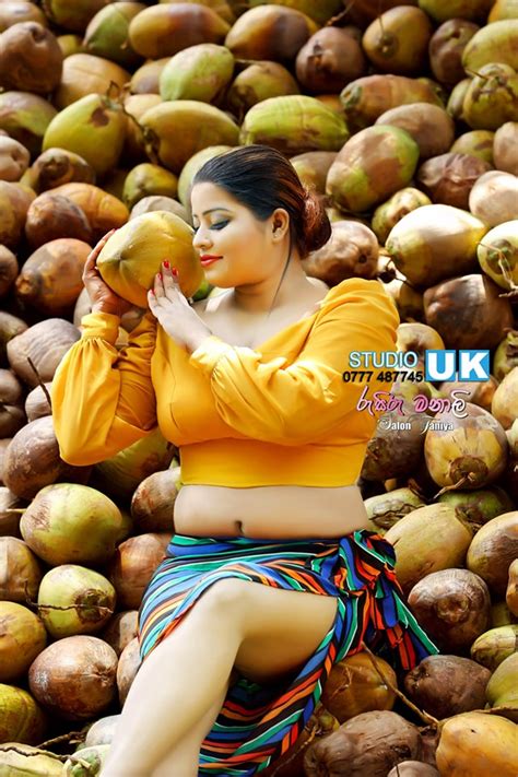 මහා ලොකු සංකල්ප ඕනේ නෑ……සරලයි පහසුයි පොල්ගෙඩි ටිකක් තමයි පසු බිම Gossipking