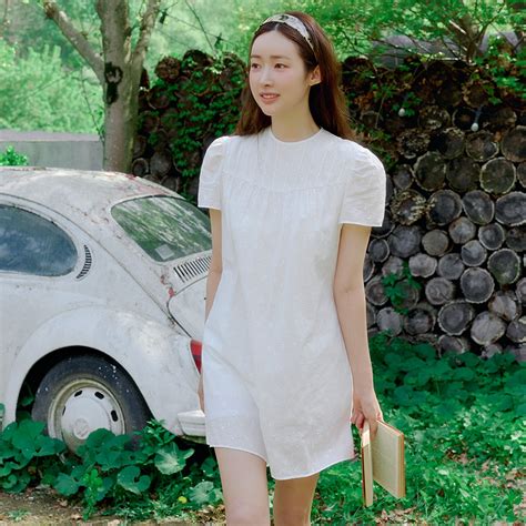 자수 미니 반팔 원피스 감도 깊은 취향 셀렉트샵 29cm