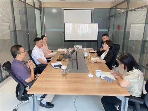 公司商务科技服务中心与济南长清区投资促进局开展合作洽谈 上海齐鲁投资控股集团有限公司官网