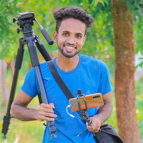 𝙎𝙝𝙖𝙠𝙚𝙚𝙡 𝙃𝙪𝙗