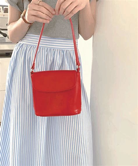 🌸신상오늘출발🌸투웨이 빈티지 크로스백 숄더백 스퀘어 미니백 가죽 레더 가벼운 미니 가방 끈조절 캐주얼 데일리 나들이 새학기 새내기 직장인 데이트 여행 꽃놀이 놀이동산 에이블리
