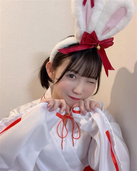 01년생 그라비아 아이돌 유키무라 카린 촬스의 이슈와 유머