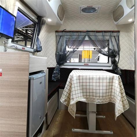 중국 제조업체 오프로드 캠핑 트레일러 소형 Rv 캠퍼 밴 카라반 4x4 오프로드 여행 트레일러 중국 중국 제조업체 오프로드 캠핑 트레일러 소형 Rv 캠퍼 밴 카라반 4x4