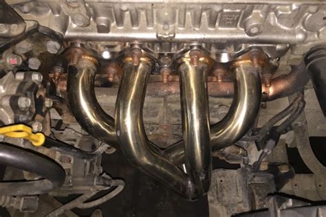 منیفولد ماشین چیست؟ نحوه عملکرد، علائم خرابی و انواع منیفولد فروشگاه لوازم یدکی گوهربخش