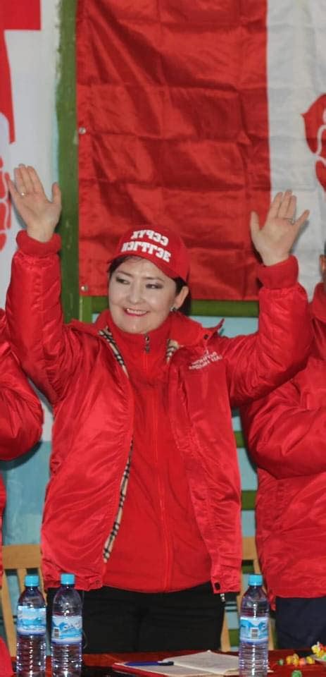 Хозыханы Нурка г дэмжигчдийн хуудас