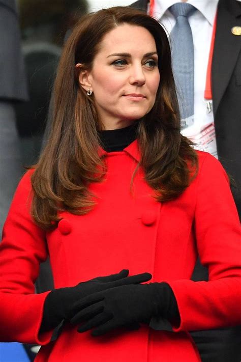 Kate Middleton Style And Fashion The Duchess Of Cambridges Dresses