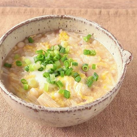 簡単あったか えのきと卵の梅雑炊 作り方・レシピ クラシル Japanese Dinner Cheeseburger Chowder