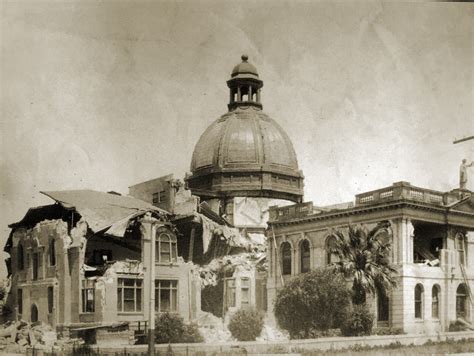 Redwood Citys Unique Courthouse Square By City Of Redwood City