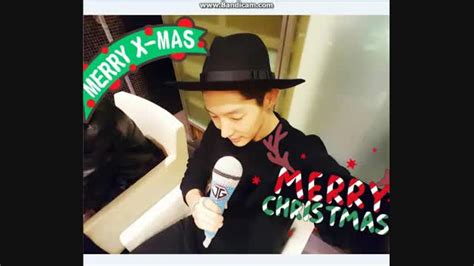 عکس اینستای لی جونگی برای تبریک کریسمس نماشا
