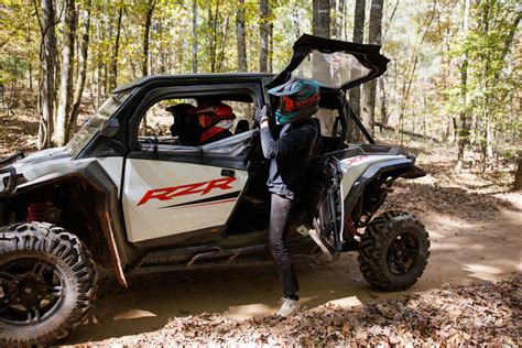 2024 Polaris Rzr Xp 1000 Gets Tougher More Powerful More Comfortable