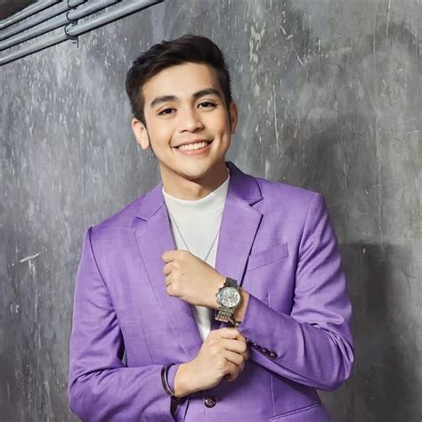 Vitto Marquez Hashtagvitto • Threads Say More