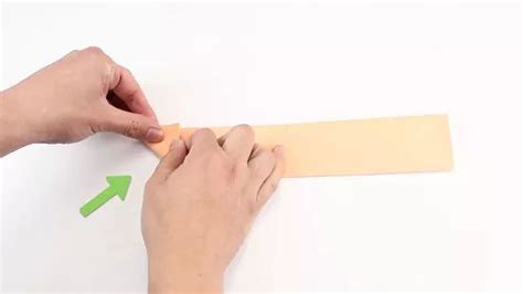 How To Fold Paper Into A Secret Note Square 10 Steps Secret Notes Fold Paper