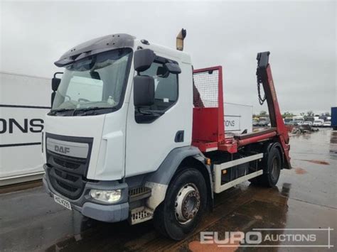 2015 Daf 4x2 Skip Lorry Manual Gearbox Cruise Palfinger Body In