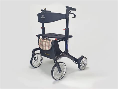 카본 로얄파인더 · 케어스토어