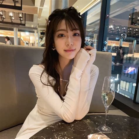 𝐴𝑌𝑈 ayu 0317 Threads Say more