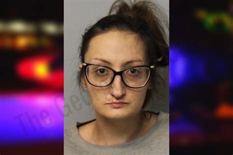 Lora Wolfe — Hall County Jail Bookings