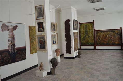 История на физиката Александър Бел е роден в шотландския град Единбург Една година Александър