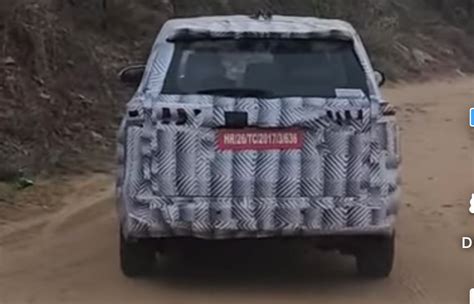 Upcoming Maruti Suzuki Flagship Mpv Spied Revealing Design Details