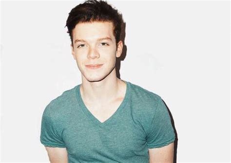 Cameron Monaghan Bio Net Worth Height Weight Girlfriend Affair Married Ethnicity