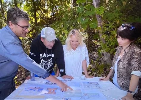 Inside Pamela Anderson S Wild And Sexy Home Renovation Where She S