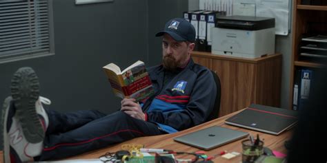 New Balance 515 Sneakers And Apple Macbook Laptop Of Brendan Hunt As Coach Beard In Ted Lasso