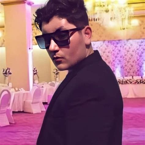 Oussama Laclass Hellal Oussama • Threads Say More