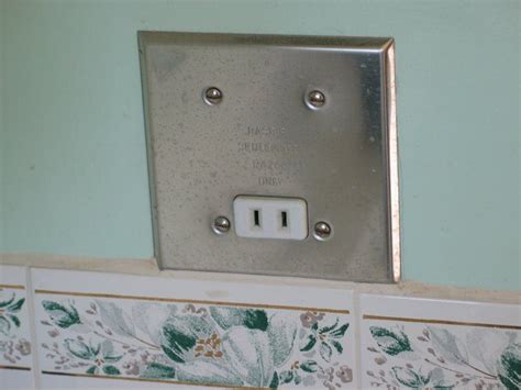 How To Replace A Razor Only Receptacle With A Gfci Gfci Bathroom Outlet Receptacles