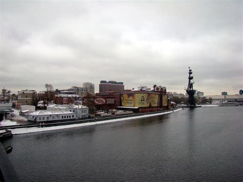 무료 이미지 바다 연안 물 독 보트 지평선 아침 시티 강 도시 풍경 수송 반사 차량 만 항구 포트 수로 나룻배 소니 모스크바 채널