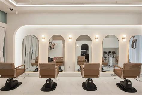 화이트톤 심플하고 모던한 15평 강남미용실인테리어 강남구 대치동