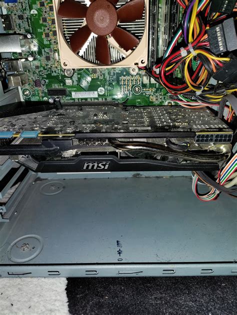 How To Remove Gpu With This Weird Latch R Pcbuild