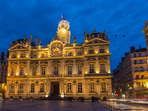 Découvrez Lhôtel De Ville Le Trésor Architectural De Lyon