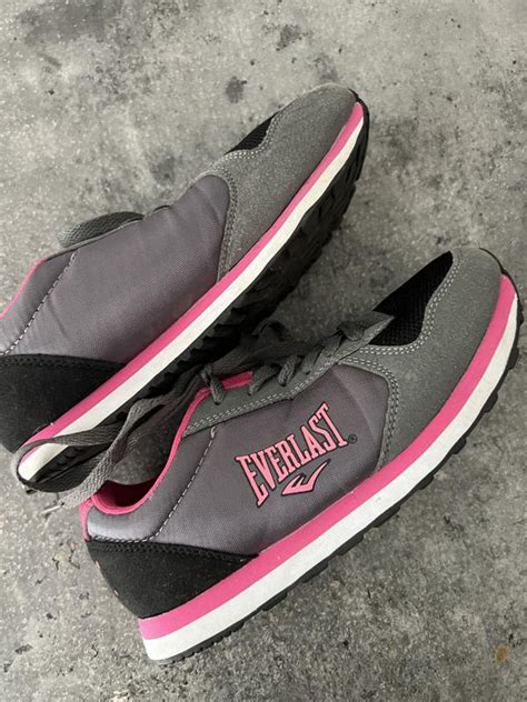 Кросівки крассовки легкі — ціна 280 грн у каталозі Кросівки Купити жіночі речі за доступною