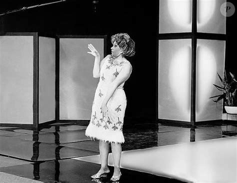 Viva Dercy Gonçalves Essas De 20 Fotos Raras Pandb Divertidas E